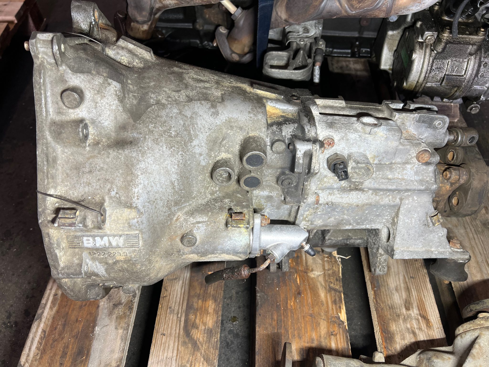 BMW E36 318i Getrag 5 Speed Manual Transmission M/T – Engine 4 Live